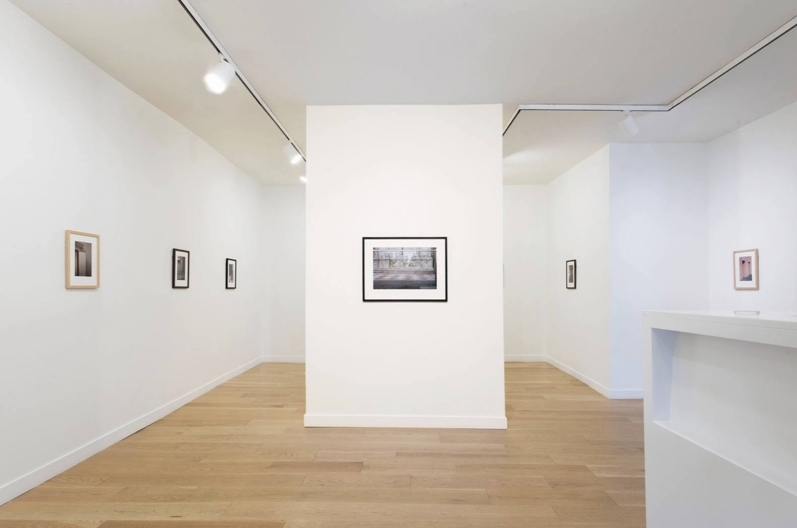 Isabelle Young, The Importance of Elsewhere - Metro Imaging